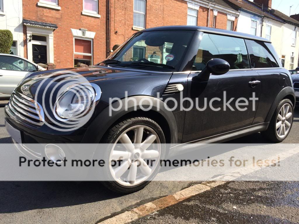 MINI Cooper Gtechniq Treatment | Detailing World Forum